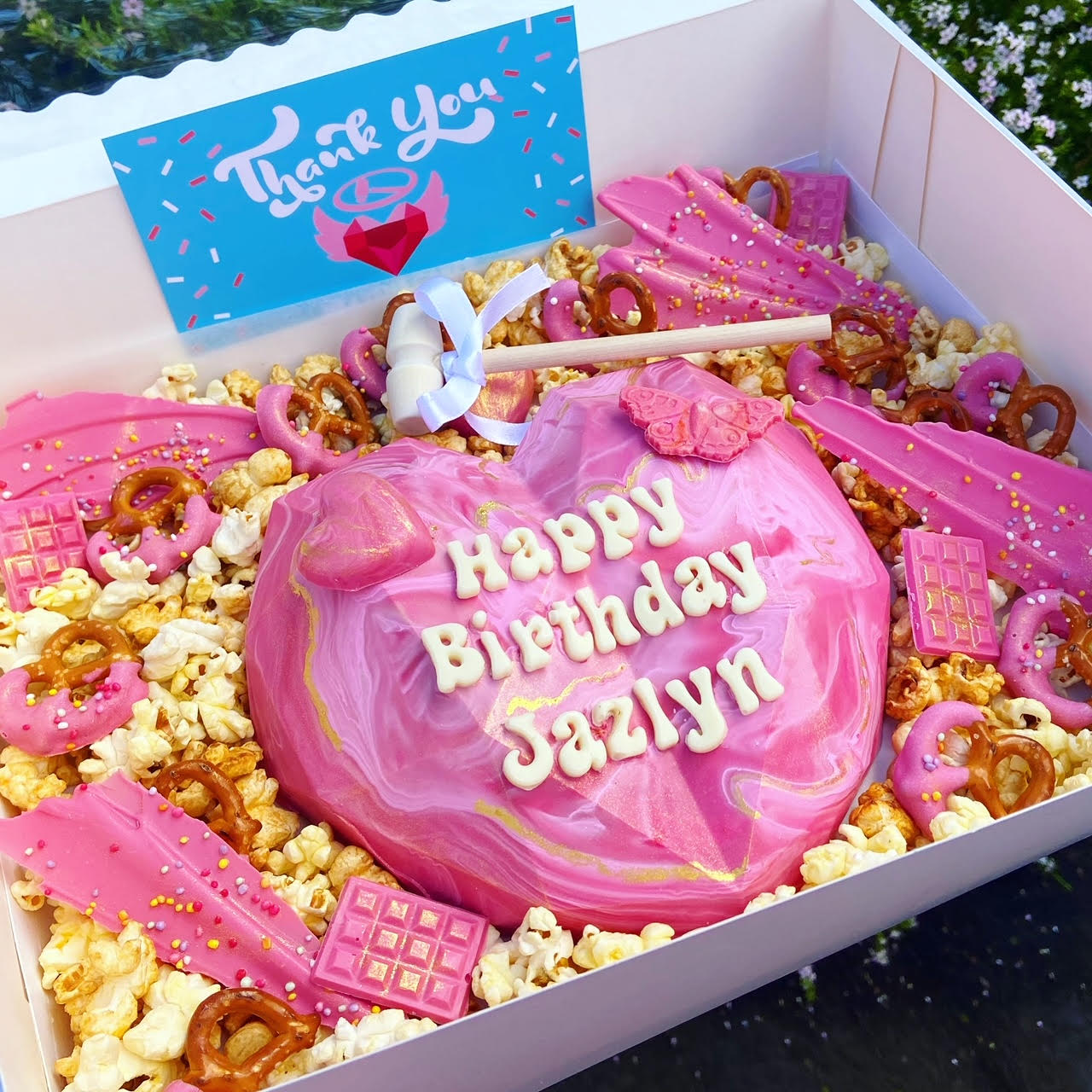 Smash Heart Treat Box – Smash Cake Central